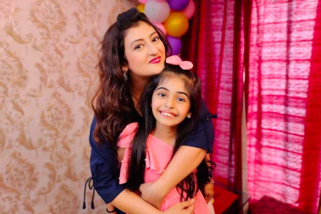 जूही परमार का जीवन परिचय | Juhi Parmar Biography In Hindi » Biography Wallah