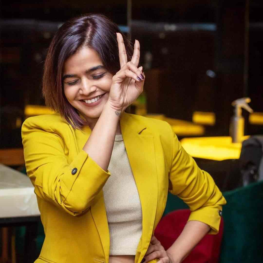 सुहानी शाह का जीवन परिचय | Suhani Shah Biography In Hindi » Biography ...