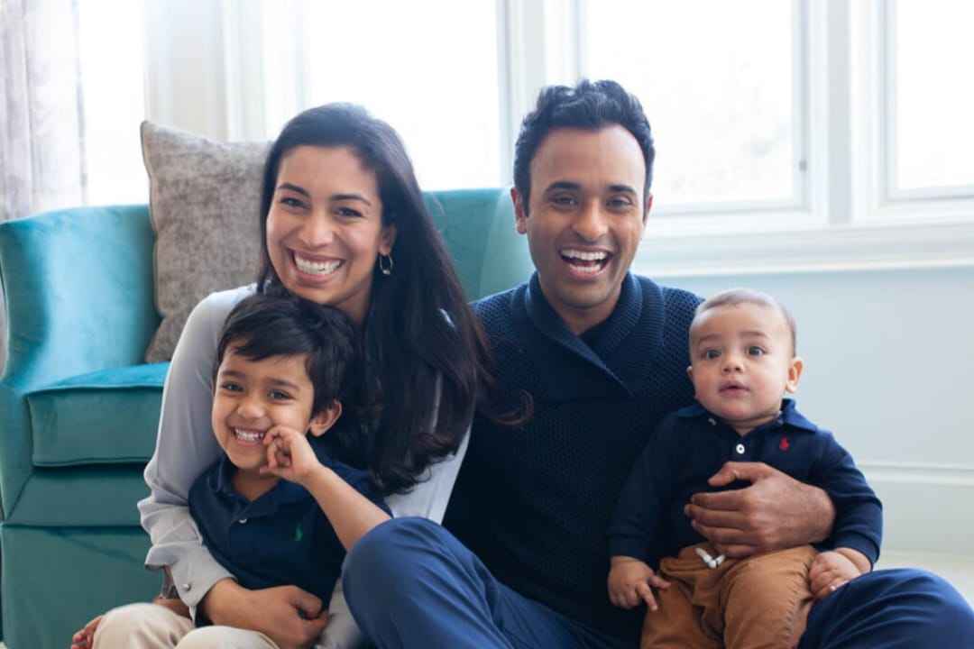 विवेक रामास्वामी का जीवन परिचय | Vivek Ramaswamy Biography In Hindi ...