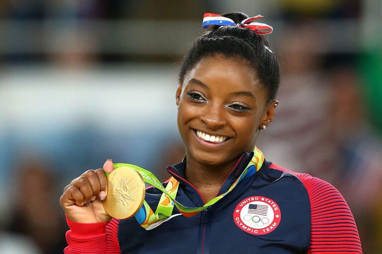 Simone Biles Height, Weight, Age, Boyfriend, Net Worth, Biography ...