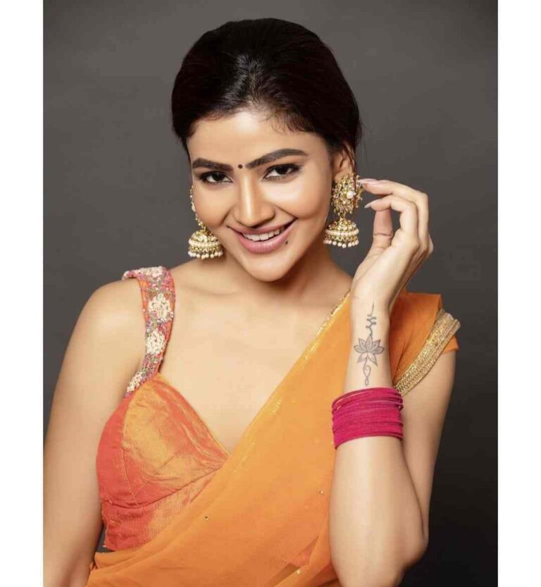 Soniya Bansal Age, Net Worth, Husband, Affairs, Movies, Biography, Bigg ...