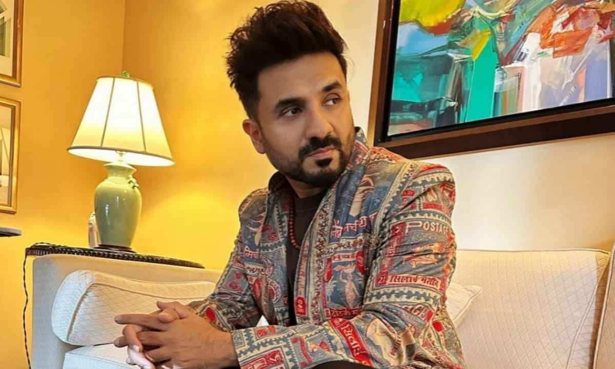 Vir Das Biography, Age, Net Worth, Wife, Kids, Height, GF, Shows ...