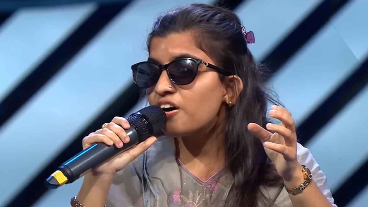 Menuka Poudel Biography, Age, Boyfriend, Indian Idol 14, Net Worth