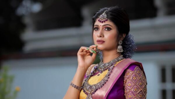 Ashwathy Ash Age, Height, Weight, Boyfriend, Biography » Biography Wallah