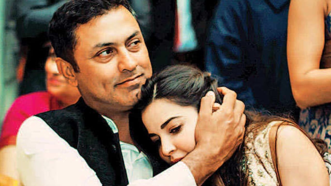 Nikesh Arora Biography, Age, Height, Weight, Family, Girlfriend, Wife, Net Worth