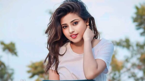 Nishu Tiwari Age, Height, Weight, Boyfriend, Husband, Net Worth ...