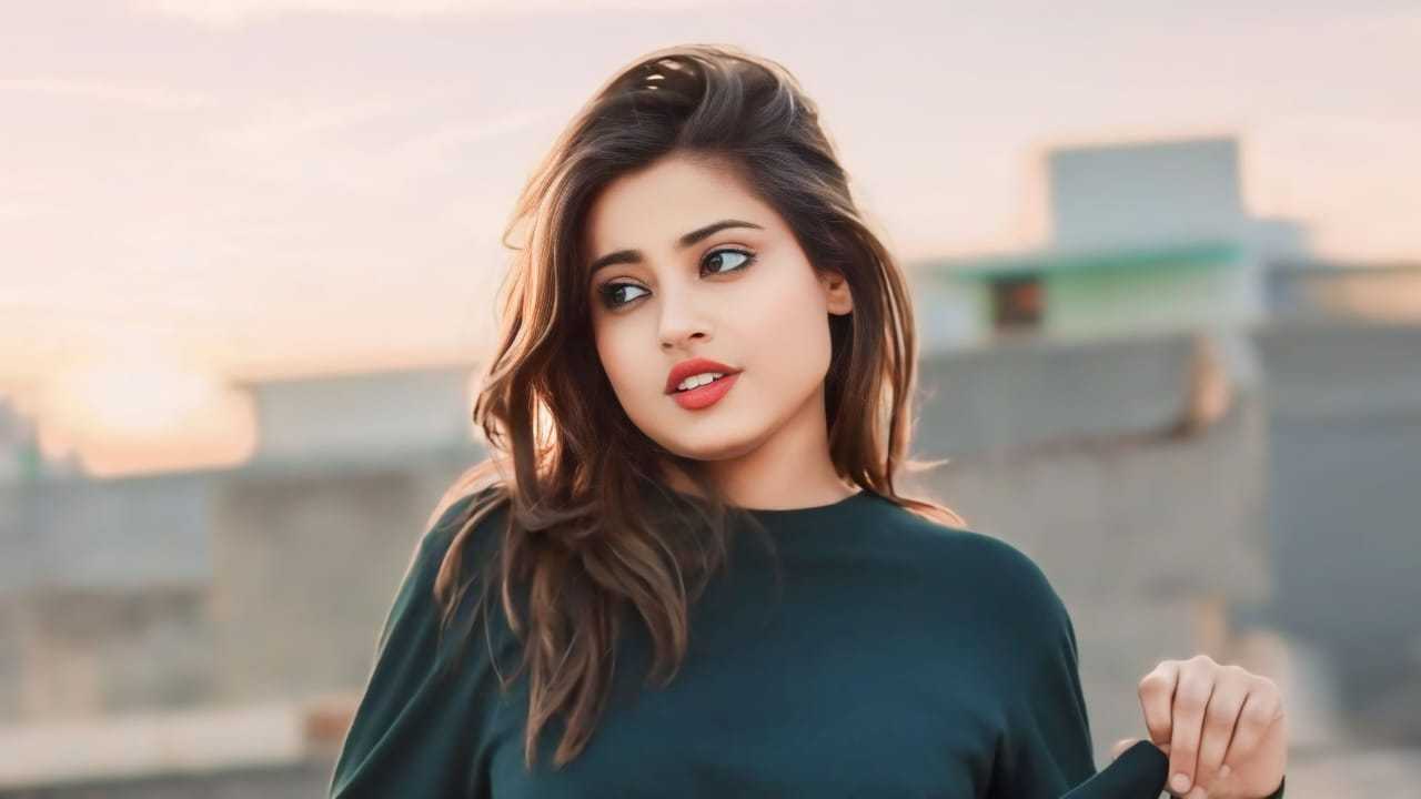 Nishu Tiwari Biography, Age, Height, Weight, Boyfriend, Husband, Net ...