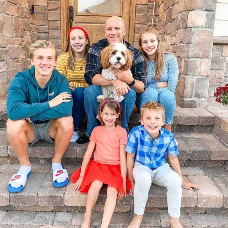 Shari Franke Age, Height, Weight, Family, Boyfriend, Net Worth & More ...