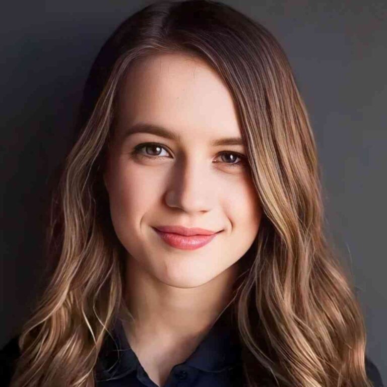 Shari Franke Age, Height, Weight, Family, Boyfriend, Net Worth & More ...