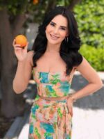 Rosanna Pansino Biography, Age, Height, Weight, Husband, Net Worth ...