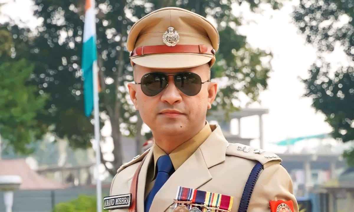 IPS Anand Mishra Biography, Age, Wife, Children, Career, Net Worth ...