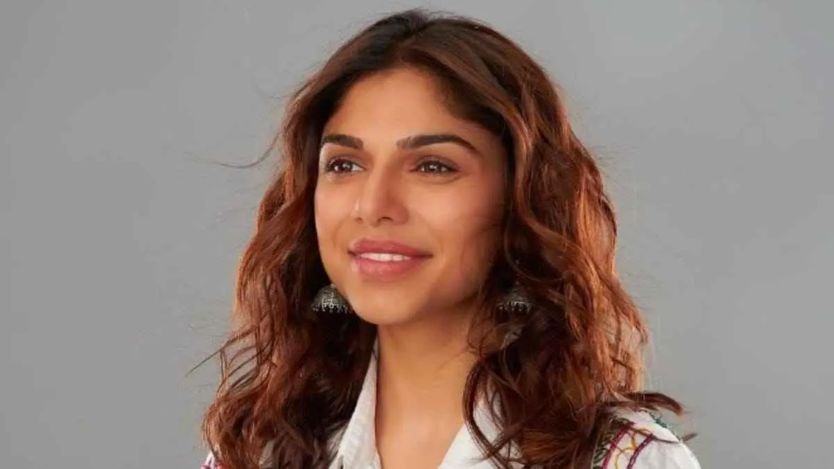 Sharmin Segal Age, Height, Weight, Family, Biography, Husband, Net ...