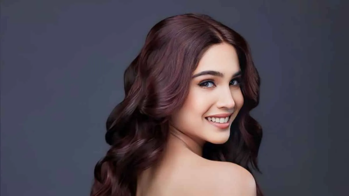 Sharvari Wagh Age, Height, Weight, Husband, Net Worth, Biography & More ...