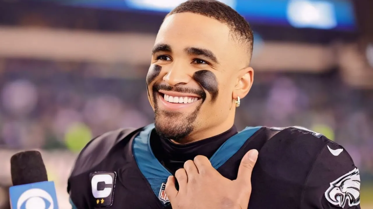 Jalen Hurts Height, Age, Affairs, News, Net Worth, Family, Stats ...