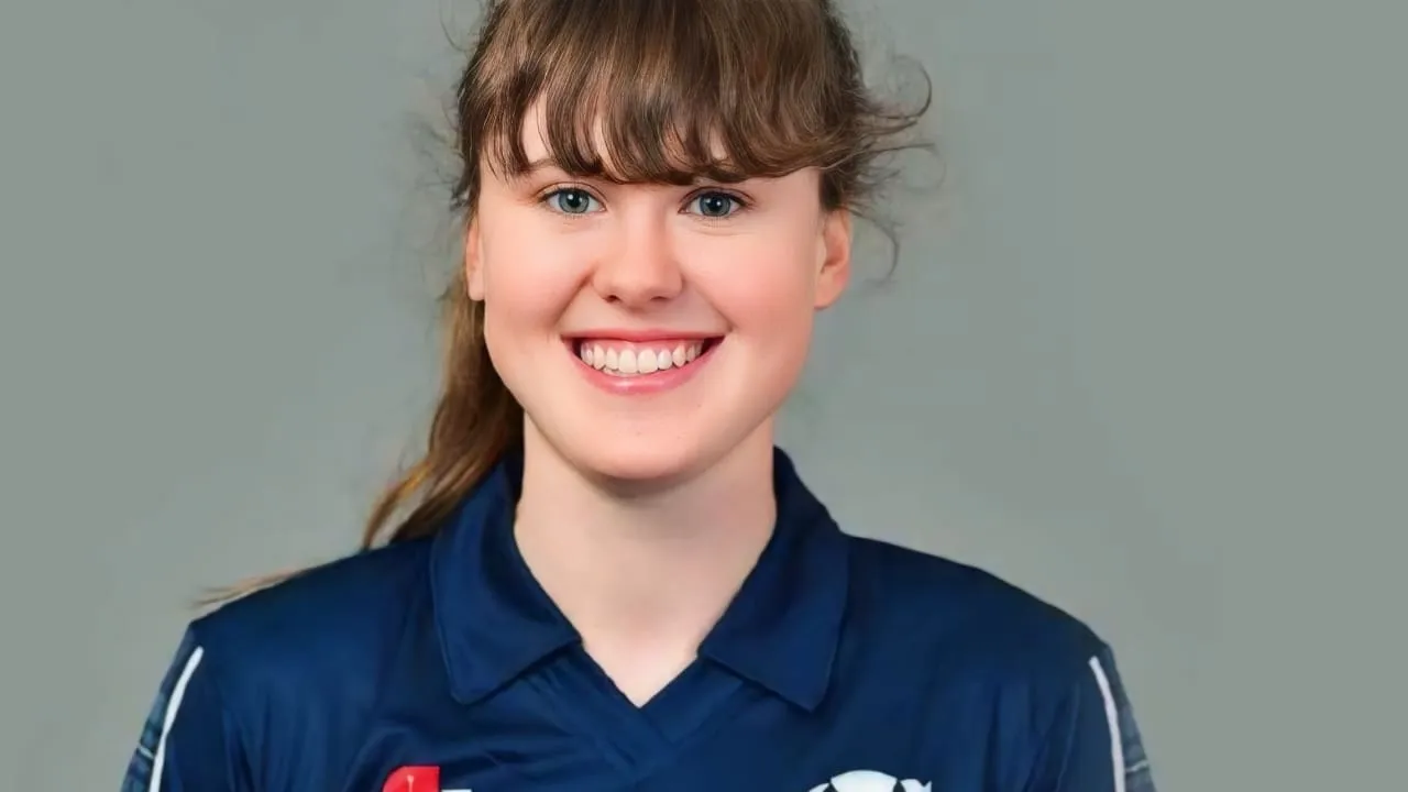 Sarah Bryce Age, Height, WPL, Net Worth, Husband, Stats, Partner ...