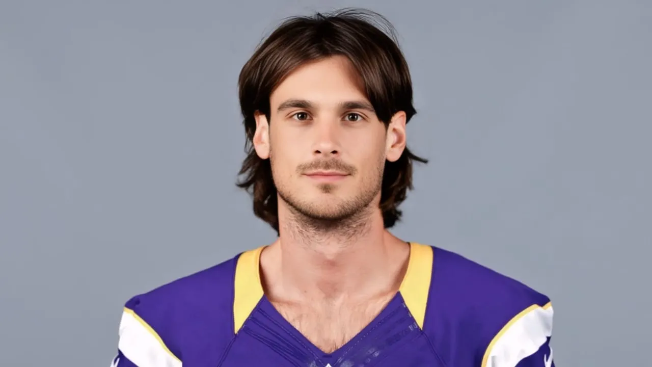 Chris Kluwe Age, Height, Affairs, Net Worth, Wife, Children, Stats ...