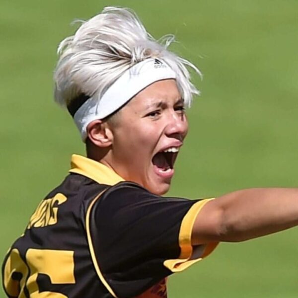 Issy Wong Age, Height, Weight, Family, Husband, Net Worth » Biography ...