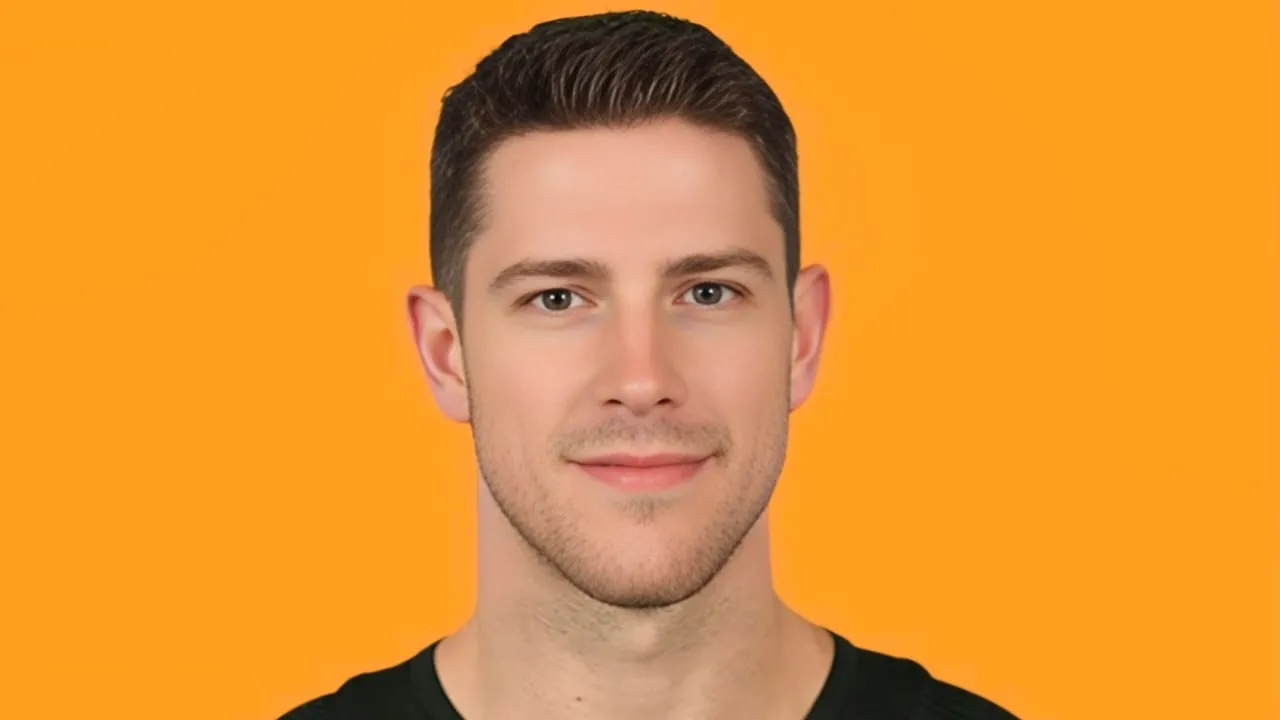 Charlie Coyle Age, Height, Affairs, News, Stats, Net Worth And More ...