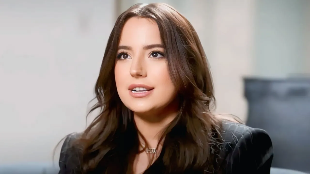 Ashley St. Clair Age, Height, Affairs, Husband, Net Worth And More ...