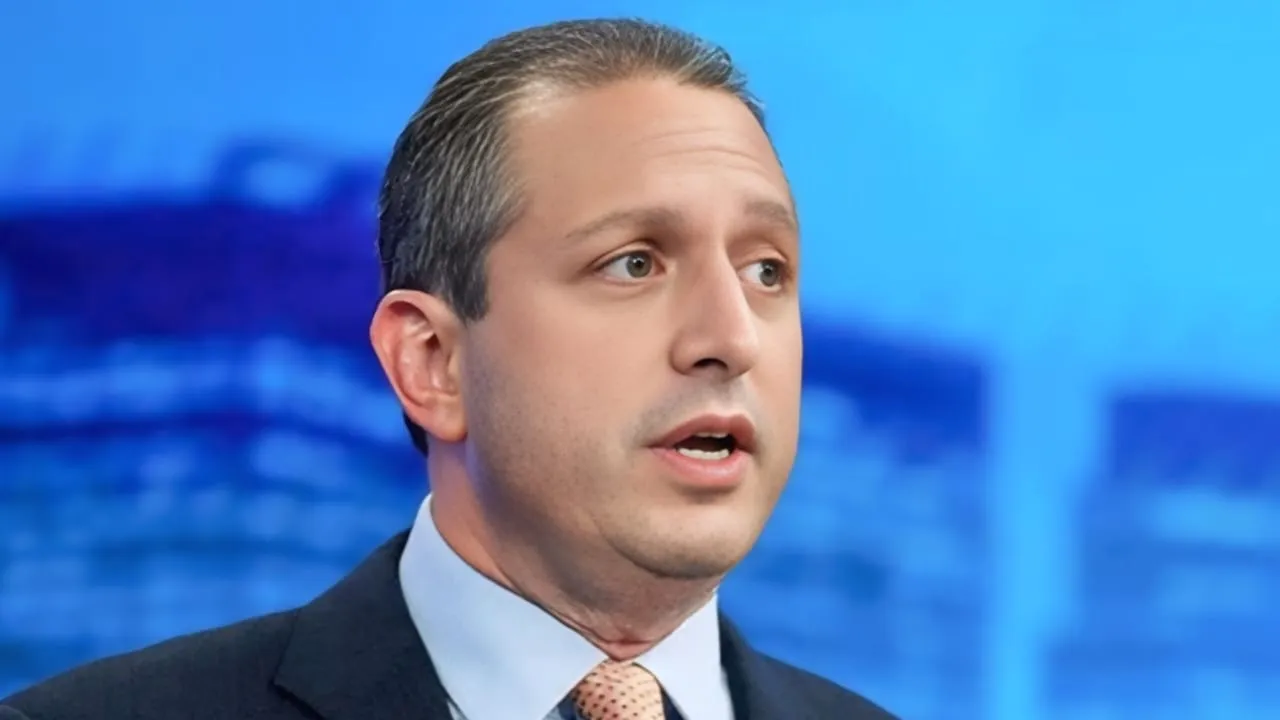 Who Is Brad Lander? Age, Height, Family, Salary, Net Worth, And More ...