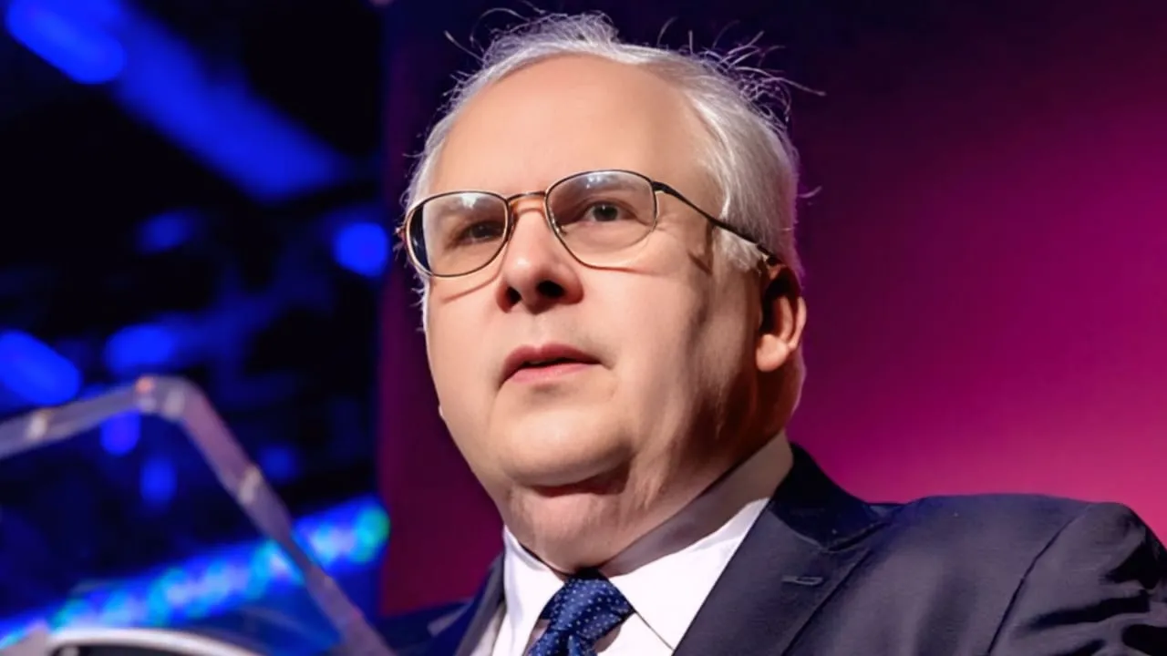 Fred Smith Death, Age, Height, Family, Wife, Net Worth, And More ...