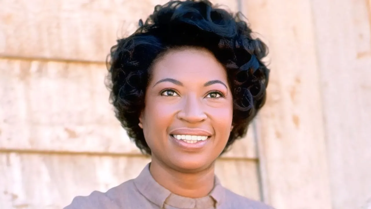 Lynn Hamilton Death, Age, Height, Husband, Net Worth, And More ...