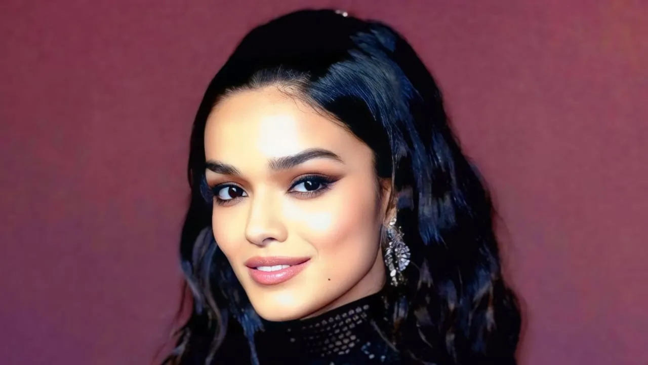 Rachel Zegler Age, Height, Parents, Movies, Net Worth And More ...
