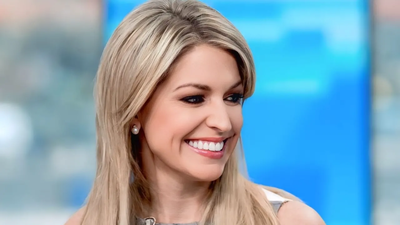 Ainsley Earhardt Age, Height, Biography & More » Biography Wallah