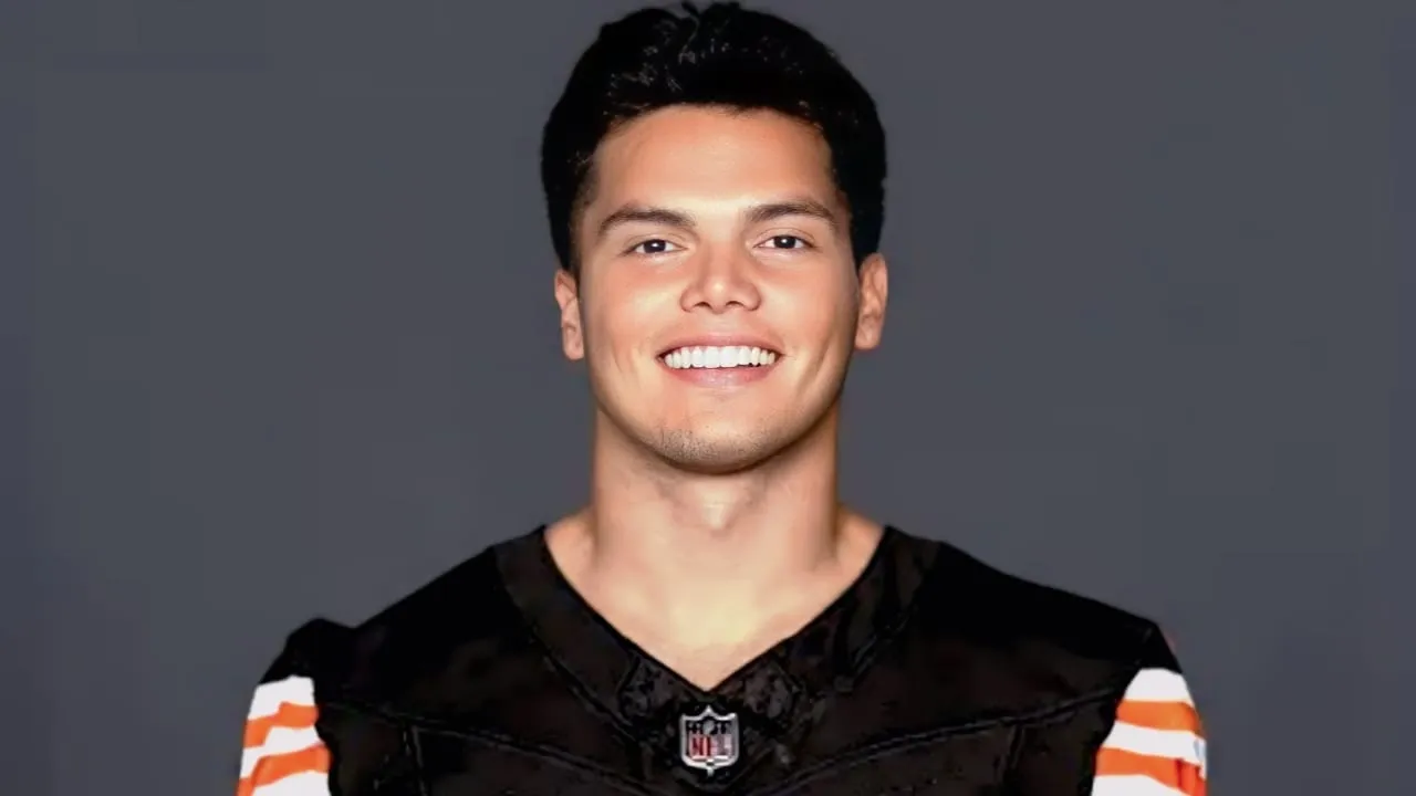 Dillon Gabriel Height, Age, Family, Wife, Net Worth And More ...