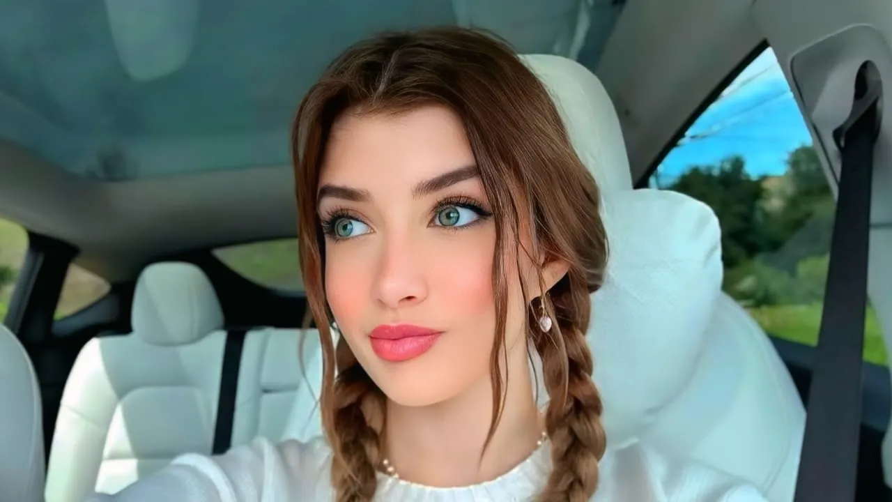 Sami Sheen Age, Height, Family, TV Shows, Net Worth And More ...