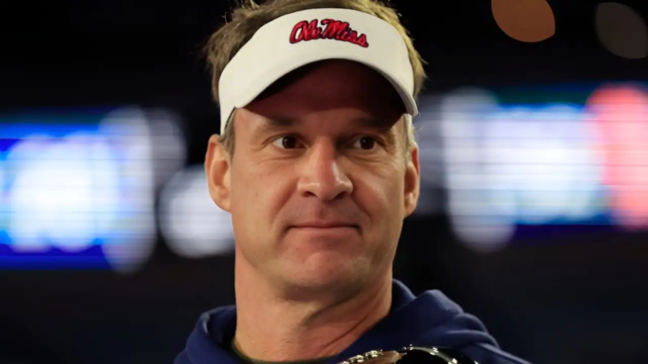 Lane Kiffin Age, Height, Wife, Daughter, Net Worth And More » Biography ...