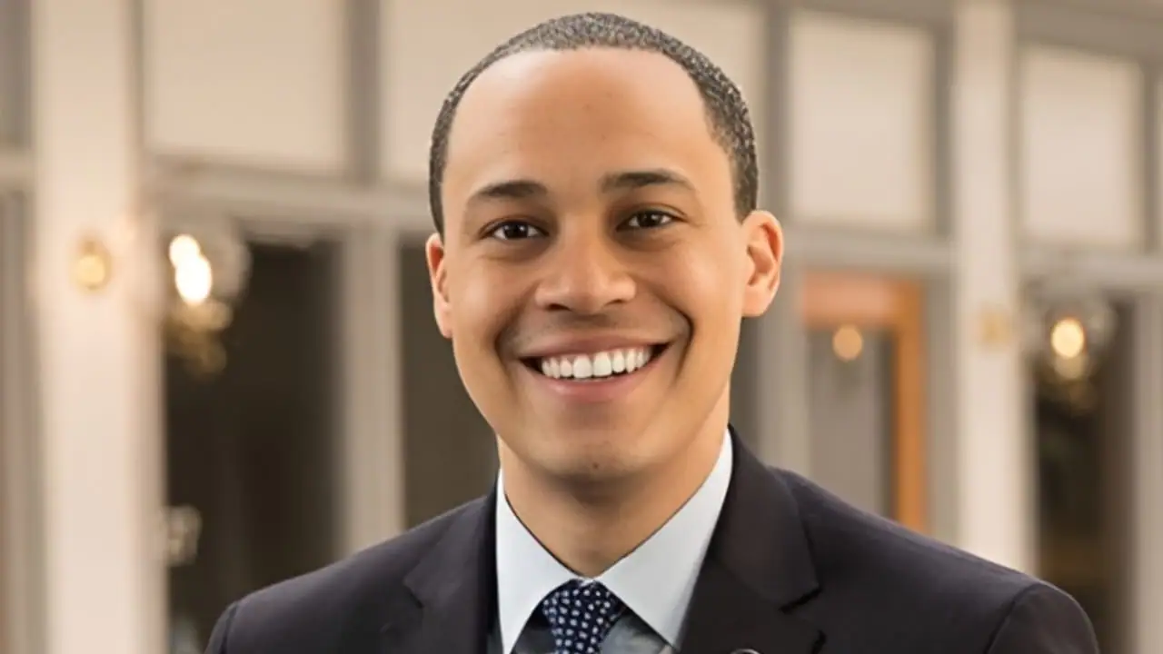 Jay Jones Age, Height, Wife, Political Career, Net Worth And More ...