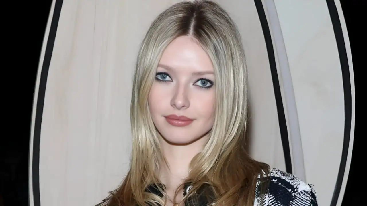 Apple Martin Age, Height, Affairs, Songs, Biography » Biography Wallah