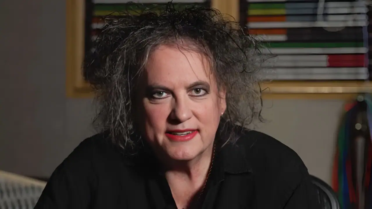 Robert Smith Bio, Age, Height, Wife, Net Worth And More » Biography Wallah