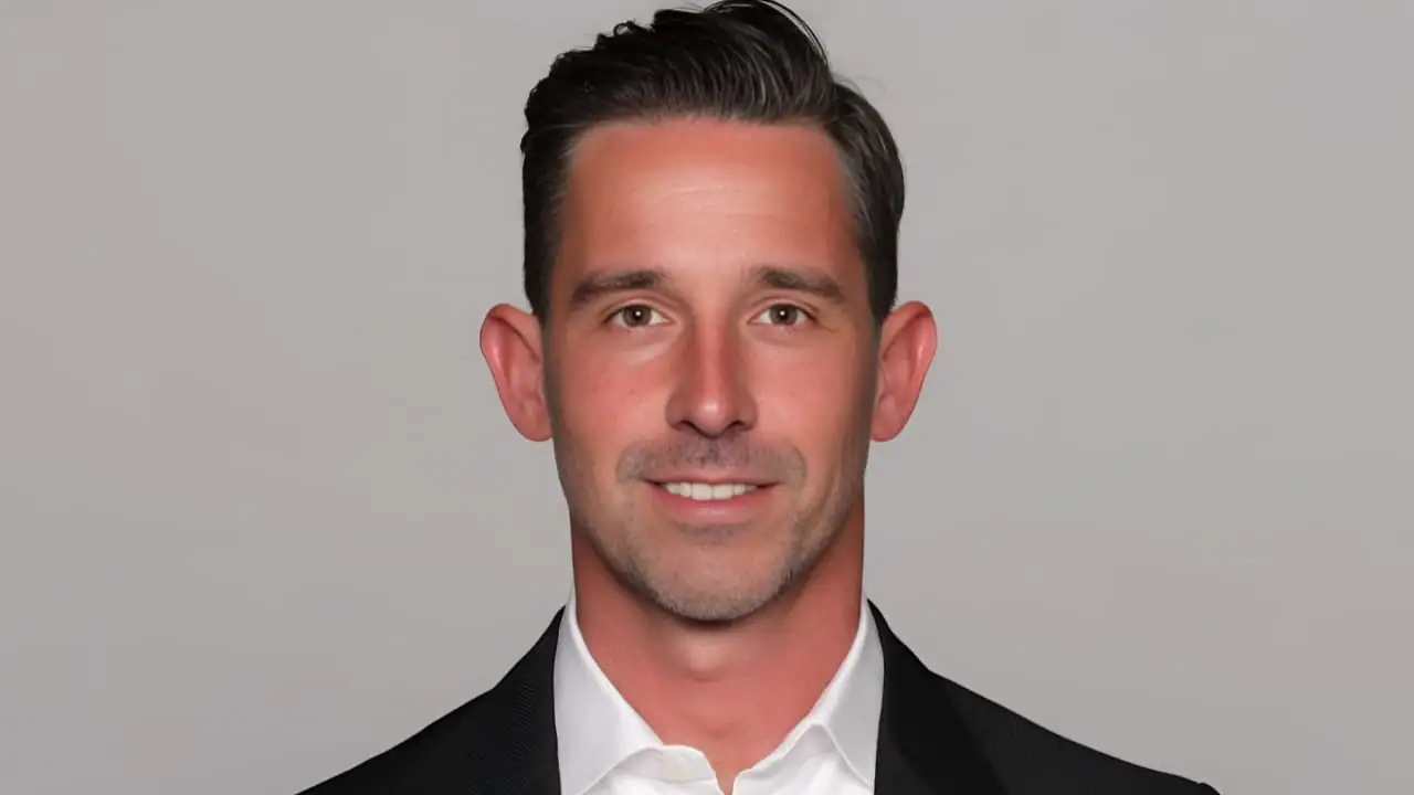 Kyle Shanahan Bio Age Height Wife Net Worth And More Biography Wallah